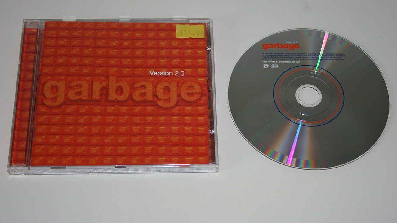 Version 2.0 | Albums | Garbage Discography