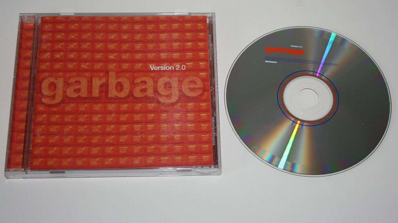 Version 2.0 | Albums | Garbage Discography