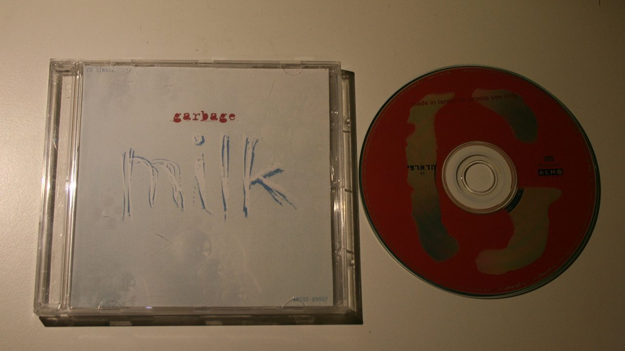 Milk | Singles | Garbage Discography